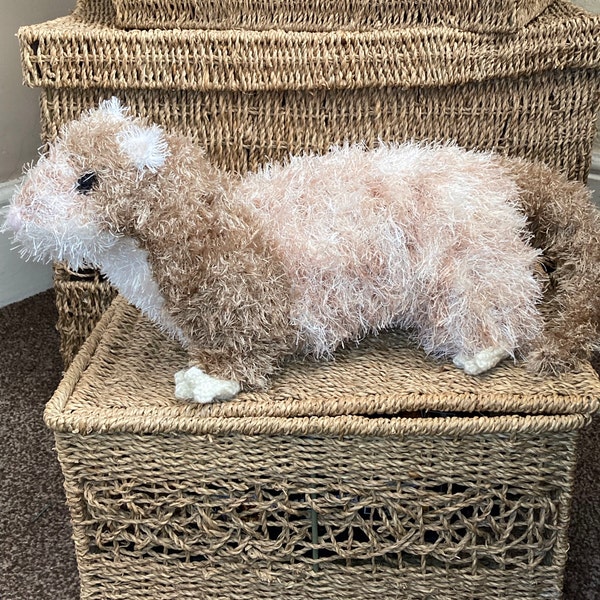 Animal Toy Knitting Pattern - Cute Squirrel Patons Wool Blend DK ...