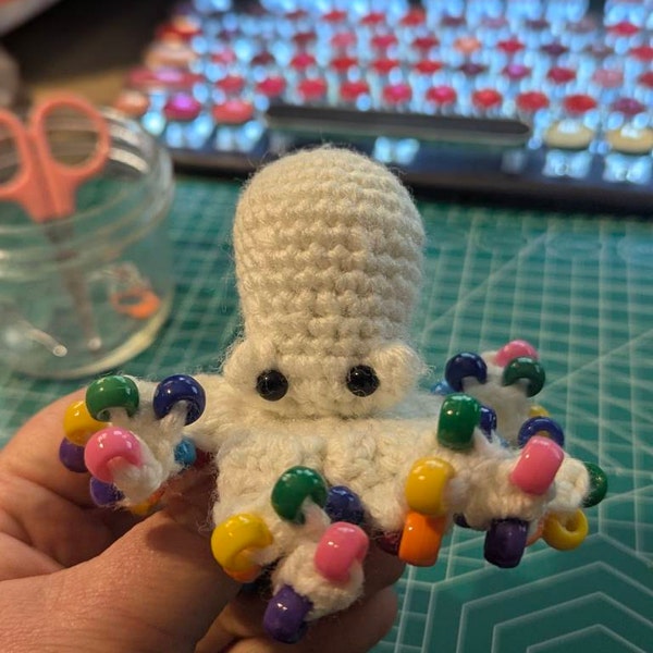 Beaded Fidget Octopus Crochet Pattern | Crochet Fidget Toy | Fidget ...