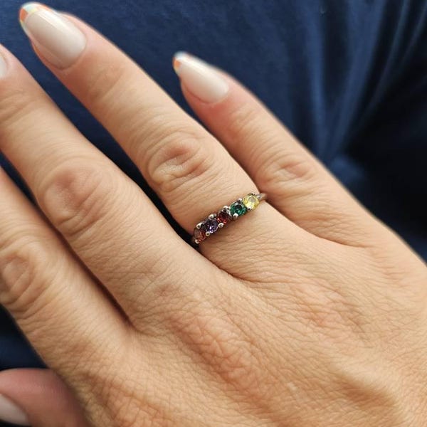 Birthstone Ring for Mom, Family Birthstone Ring, Personalized ...