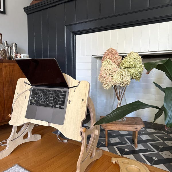 Laptop Desk Designed for Lying Down Sitting Posture, Helping to Relax ...