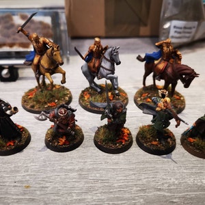 West Human Royal Guard Banner 28mm Dnd Miniature Dungeon and Dragons ...