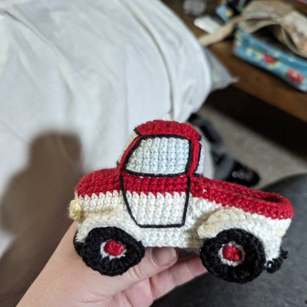 Red Car Crochet Pattern Pickup Truck Amigurumi With Christmas Tree - Etsy