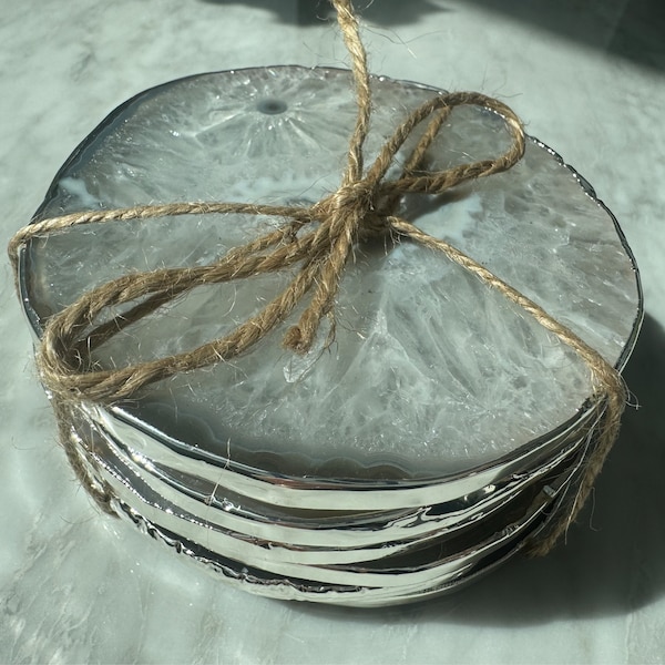Black and Silver Agate Crystal Coasters With Glided Edge || Crystal ...