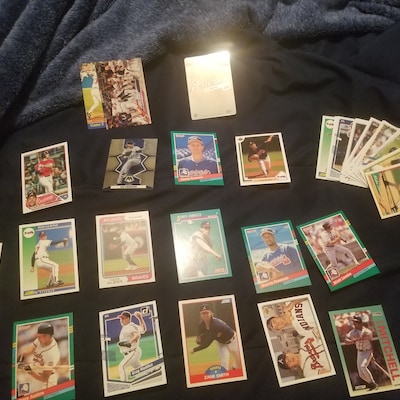 270 Random Baseball Cards From the 1980s-today in a Small Flat Rate Box ...