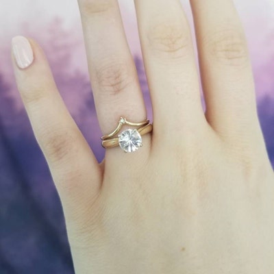 14K Gold swoop Ring, Diamond Ring, Diamond Chevron Ring, V Ring, Curved ...