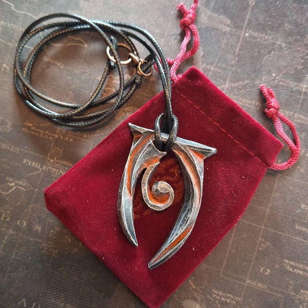 Custom Kings Amulet With a Lid Inspired by Oblivion - Etsy