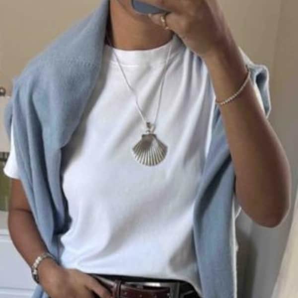 Silver Large Shell Pendant Necklace - Etsy