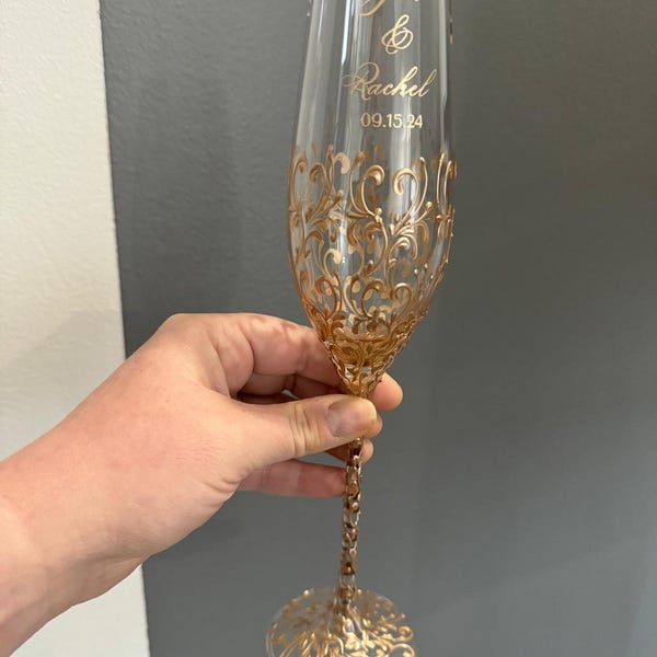 Personalized Wedding Gifts Flutes for Bride and Groom Engraved Wedding ...