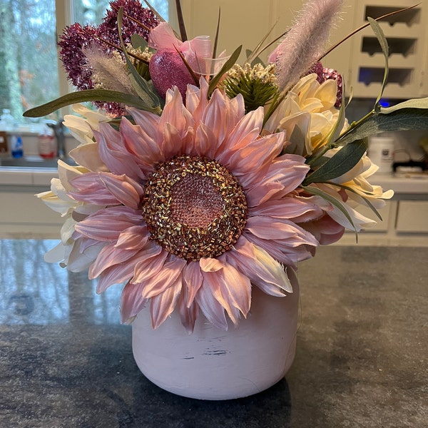 BEE HAPPY BEEHIVE Centerpiece, Arrangements, Teacher Appreciation ...