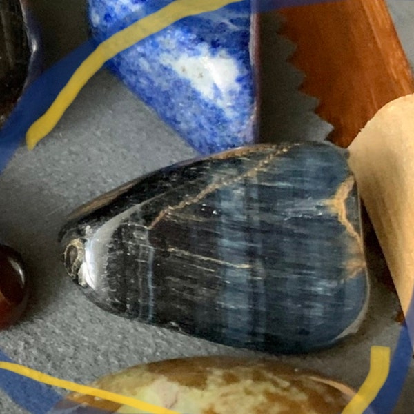 Blue Tigers Eye Tumbled Stone - Multiple Sizes Available - Tumbled Hawk ...