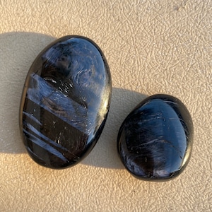 Hypersthene, Hypersthene Palm Stone, Hypersthene Stone, Healing Stones ...