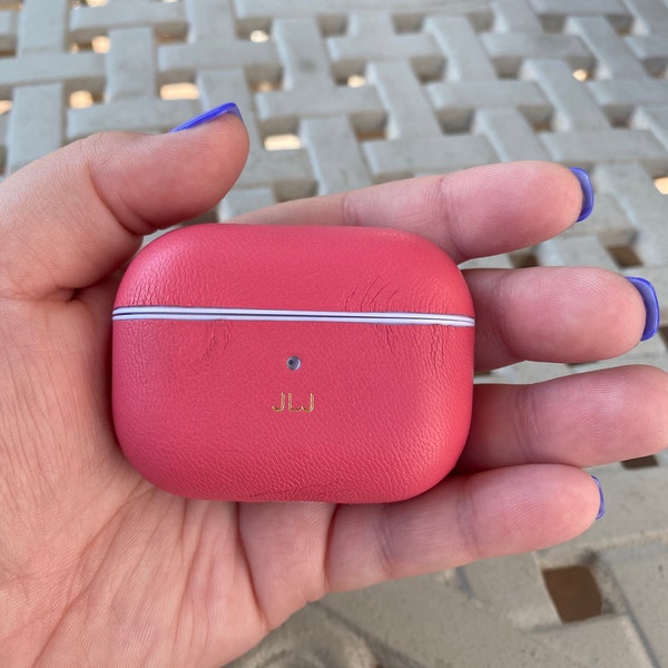 Italian Leather Monogram Cases for Airpods Pro With Engraving ...