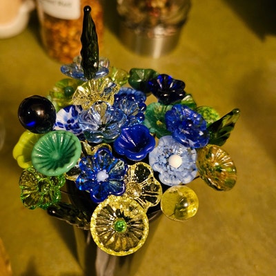 TRUE BLUE Bouquet-loyal/trustworthy/faithful glass Flower/leaf 11 ...