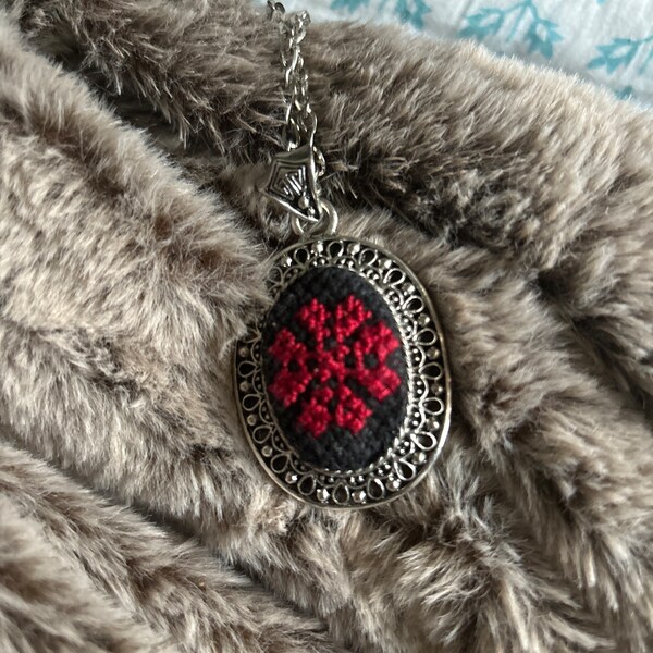 Palestinian Embroidery (tatreez) Shawl Made in Hebron - for Women ...