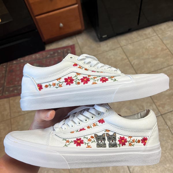 Embroidered Converse/ Converse Custom Constellation Embroidery ...