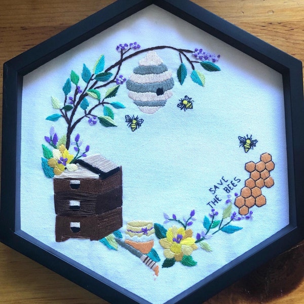 Beehive Floral Wreath Embroidery Pattern & Guide - DIY Digital Download ...