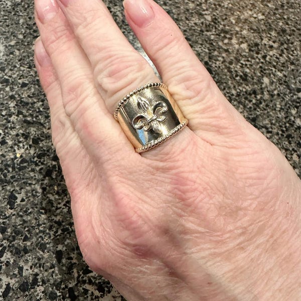 14K Gold Letter Ring I Oval Signet Ring I Plain Gold Rings I Gold ...