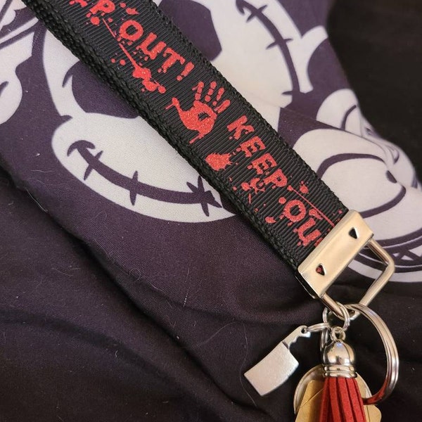 Horror Movie Addict Key Fob - Horror Keychain - Keep Out Key Fob ...