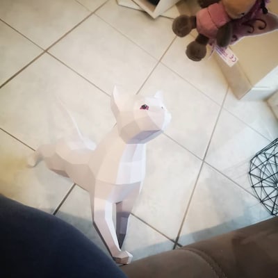 Papercraft cats PDF templates couple, DIY Low Poly Papercraft: Make ...