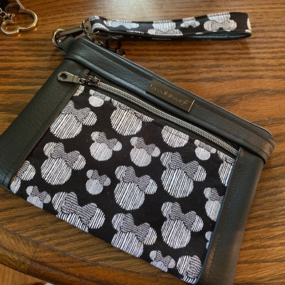 LA Los Angeles Dodgers Baseball Key Fob Wristlet Keychain Stocking ...