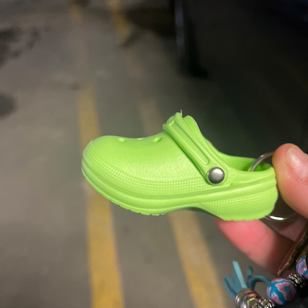 Mini Croc Keychain - Etsy