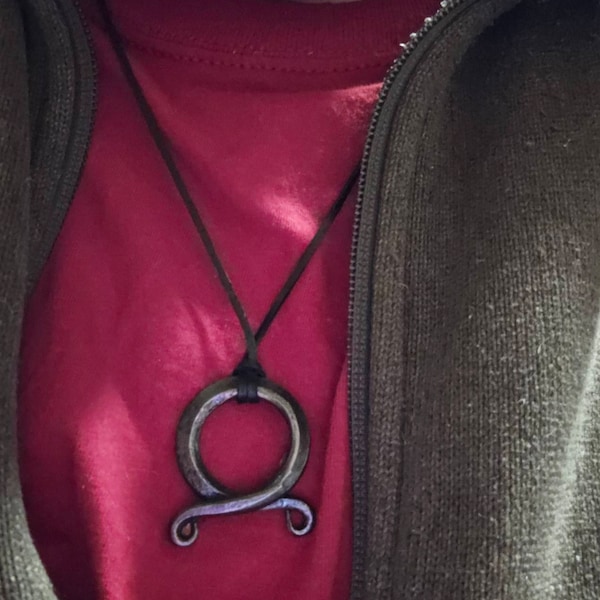 Celtic Battersea Shield Pendant in Sterling Silver With Red Garnet ...