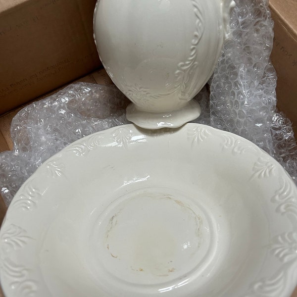 VTG Large Yellow Rose Pitcher and Bowl This Piece is at Least 45 Years ...