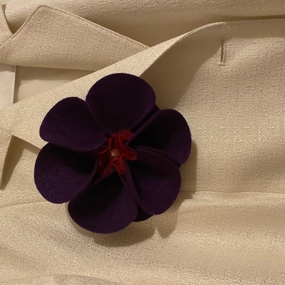 African Violet Corsage// DST African Violet Flower Pin//purple Felt ...
