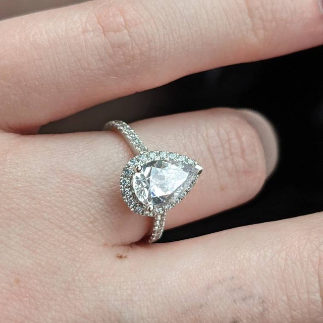 Fine Jewelry Moissanite Engagement Ring Gemstone Ring by Yeefvm