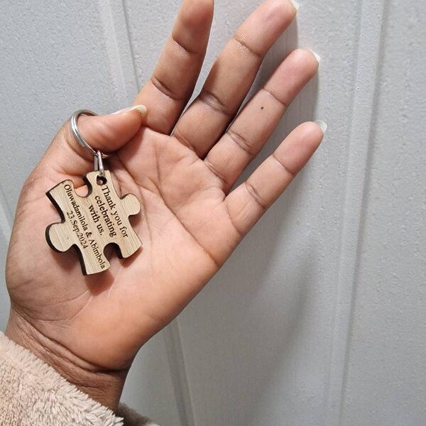 Jigsaw Puzzle Keyring Wooden Wedding Favours - Etsy