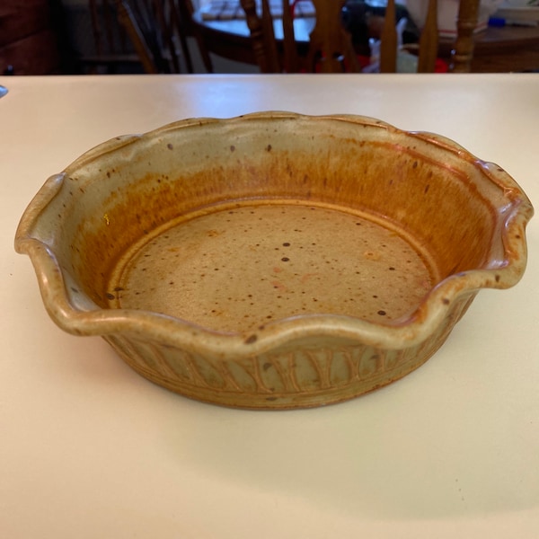 Handmade Pottery | Small Pie Plate (9 Colors) - Etsy
