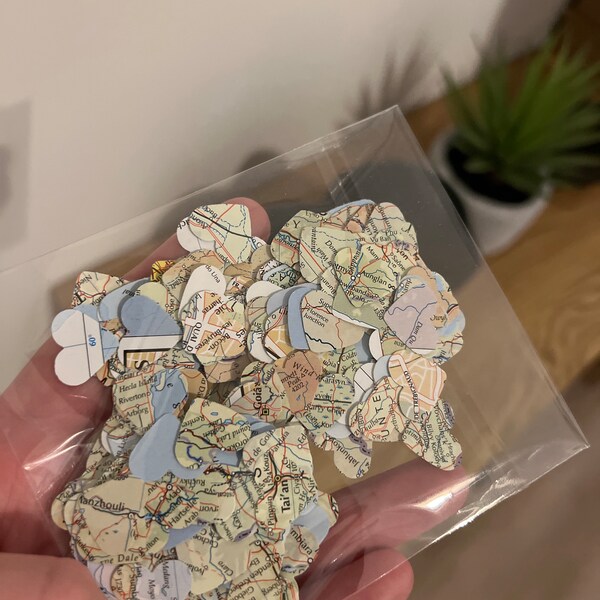 A Jar of Strength / 50 Positive Encouraging Strength Quotes / Post Send ...