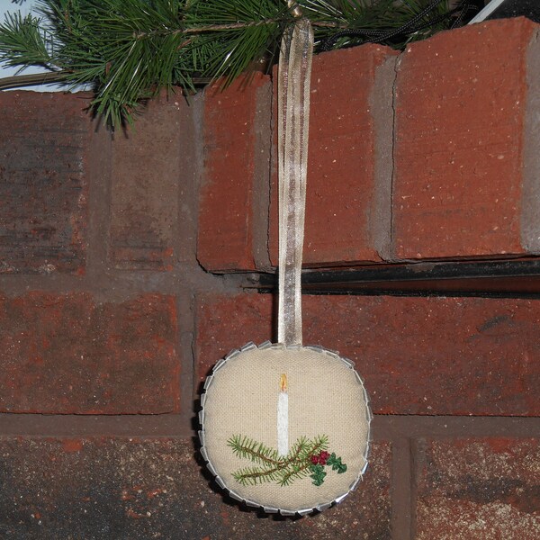 Eyeballs Halloween Three Creepy Eyeballs in a Black Nest Decoration ...