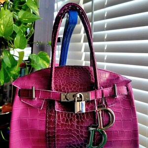 Elephant Gray Fine Grain Top Layer Leather Adjustabe Crossbody Bag ...