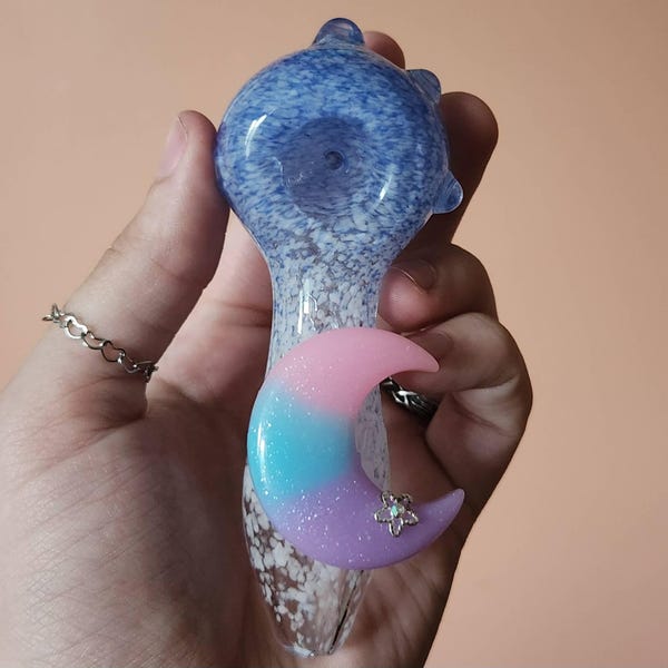 Flower Glass Pipe - Glow in Dark Glass Pipe - Beautiful Aesthetic Pipe ...