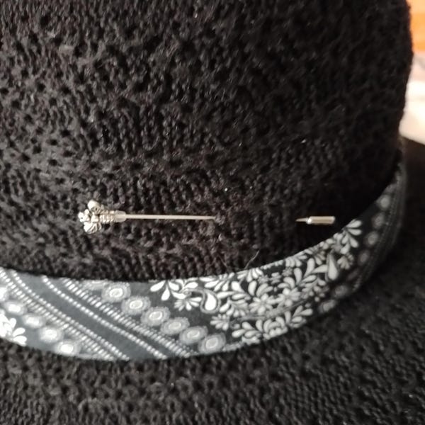 Teardrop Pearl Hat Pins in Silver or Gold With Choice of Length - Etsy