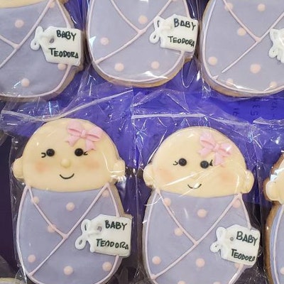 12 Graduation Floral Cookies, Prom Cookies, Senior Sugar Cookies, Class ...