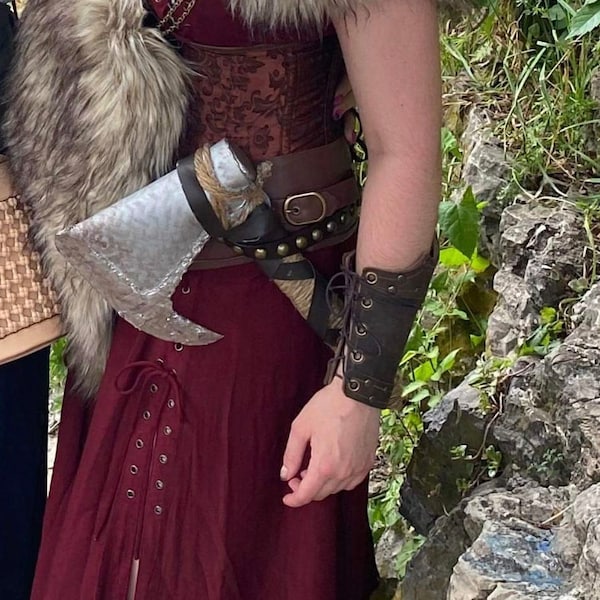 Damiane Tassets Adventurer Woman Tassets Armor For Larp Action