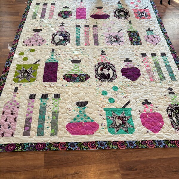 Tim Holtz TARNISHED STAR Quilt Designed by Robin Ruth Using Abandoned ...