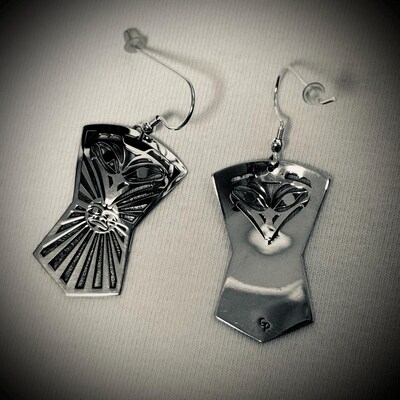 Canadian Indigenous, Hand Carved Sterling Silver Large Eagle Feather ...