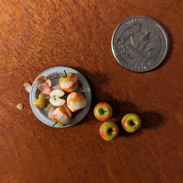 Miniature Apples for a Dollhouse, 1/12 and 1/6 Scale Realistic Fruits ...
