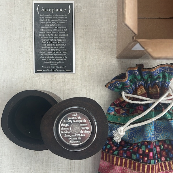 One Day at A Time Alcoholics Anonymous AA Chip Holder Wood Bookmark God ...