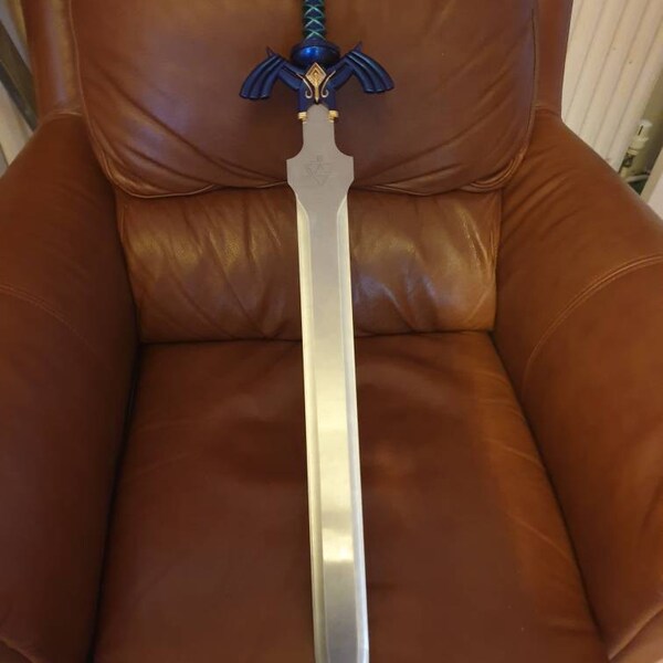 Limited Edition Legend of Zelda Master Sword Full-size Metal Replica ...