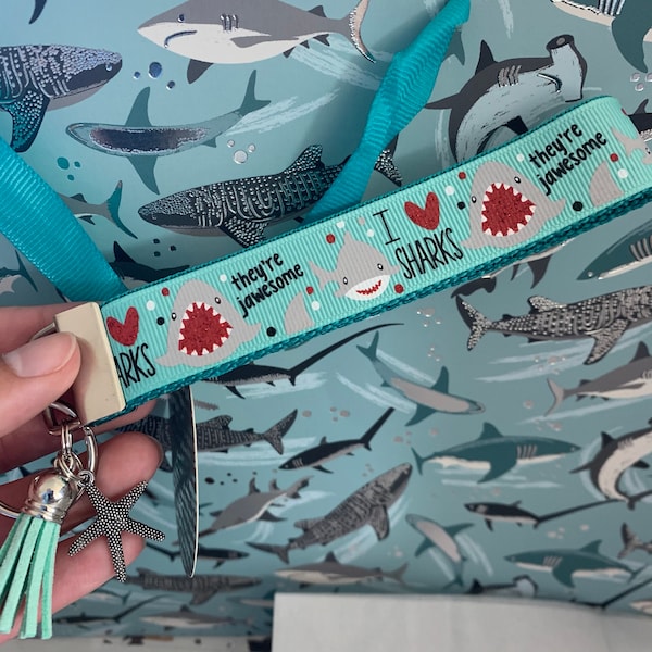 Shark Key Fob - I Love Sharks Key Fob - Shark Keychain - Fish Key Fob ...