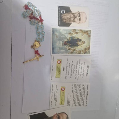 Divine Mercy Relic Medal Pack Third Class Relic Holy Card & Medal ...