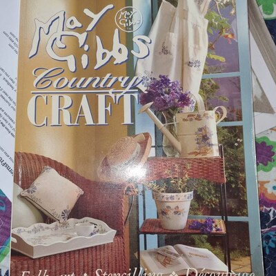 Sally Stanley Smocking Pleater Machine With Needles 24 Row Pleating ...