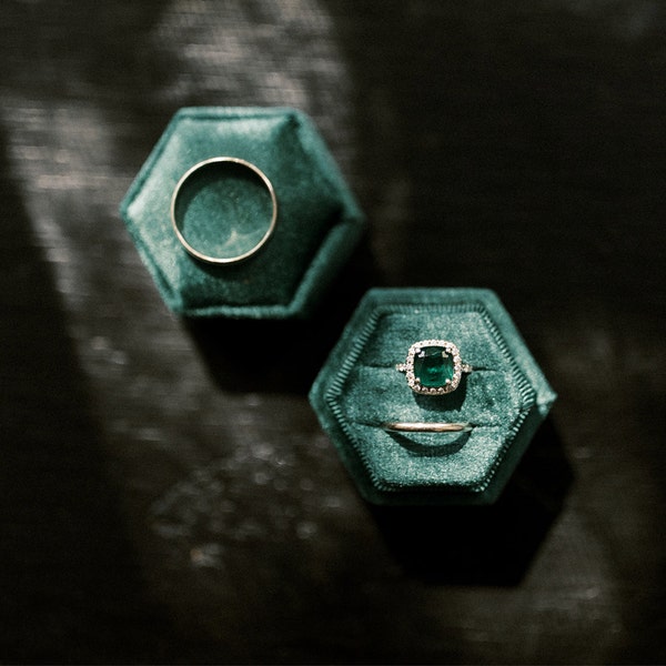 Dark Emerald Green Velvet Wedding Ring Box, Hunter Green Velvet Ring ...