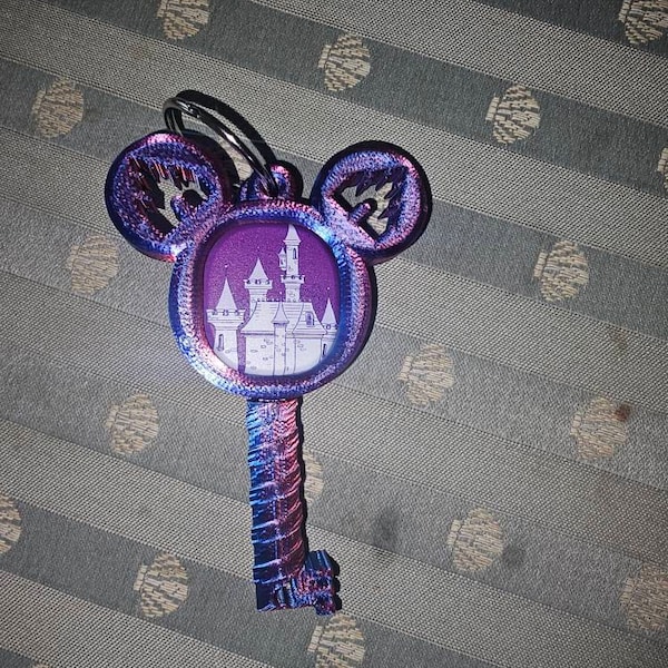 Dual Color Magic Key Magic Band Buddy - Disney Magicband+ Plus Puck ...