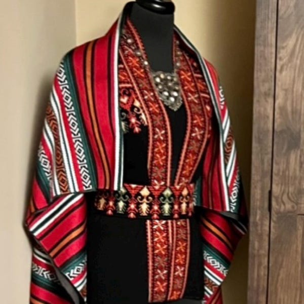 Authentic Jordanian Made Bedouin Sadu Fabric for Cushions, Tablecloths ...