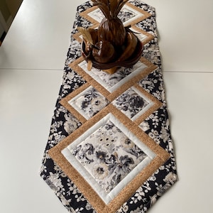 Francis Table Runner PDF PATTERN upgrade to Video Tutorial Available - Etsy